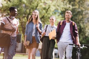 5 Must-Have Tools and Apps To Manage College Life Easily
